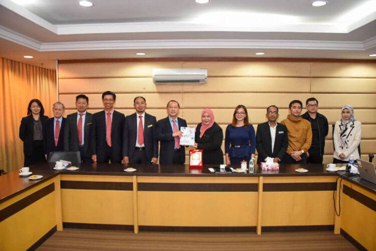 Courtesy Call on the Mayor of Dewan Bandaraya Kota Kinabalu (DBKK ...