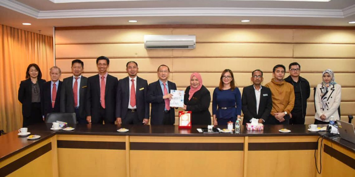 Courtesy Call on the Mayor of Dewan Bandaraya Kota Kinabalu (DBKK ...